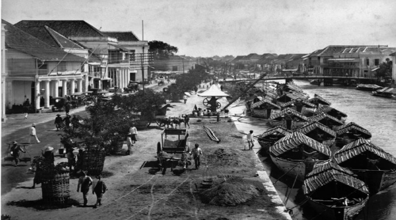 Kalimas: Pelabuhan Rakyat Pertama Penyokong Perekonomian Surabaya ...